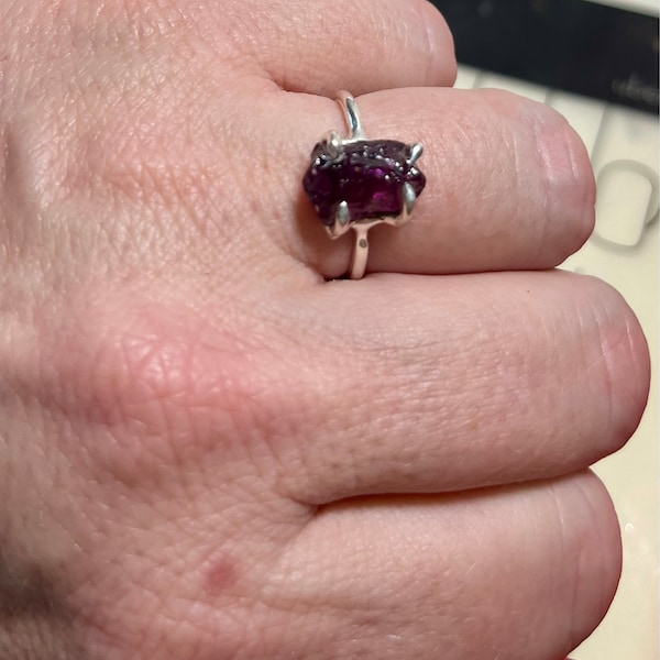 Raw GRAPE Garnet Ring, Rhodolite Grape Garnet JEWELRY, Raw Crystal Ring ...