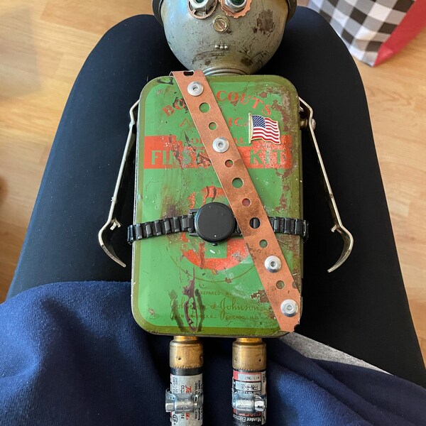 Tiny Tea Bots Made From Tiny Tea Tins Junk Robot Tea Lovers Gift - Etsy