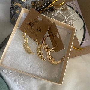 Divine Energy Labradorite Hammered Moon Butterfly Leaf Vine Nature Witchy Earthy Healing ...