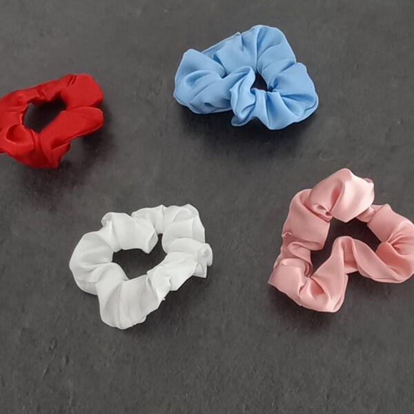 Assorted Chouchou Hair Accessories Set, Scrunchie Barrettes Bundle ...