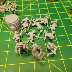 4PC Needle Blight Spawns Miniature Hell Spawns for Table Top - Etsy