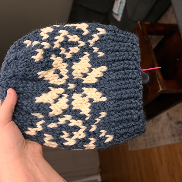 KNITTING PATTERN - the Snowflake Hat, Super Bulky Knit Hat Pattern - Etsy