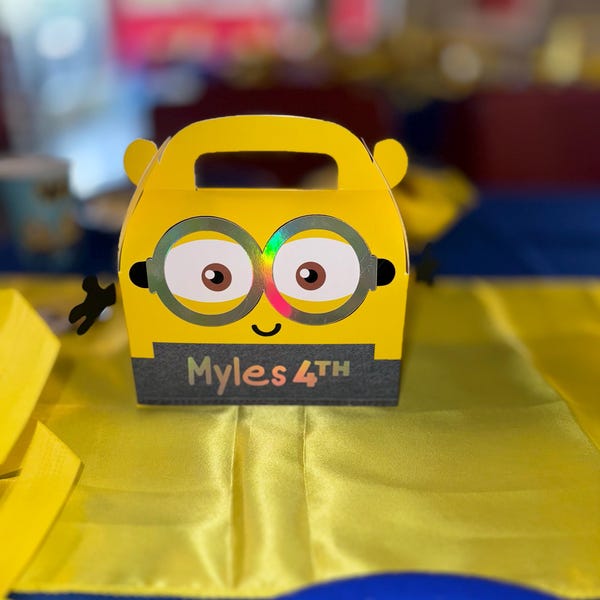Minions Gable Box | Kids Party Bag | Birthday Gift Box | Party Favor ...