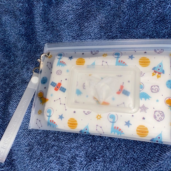 Wet Wipes Mini Pouch Baby Travel Mini Wipe Case Mini Wet Wipe Dispenser ...