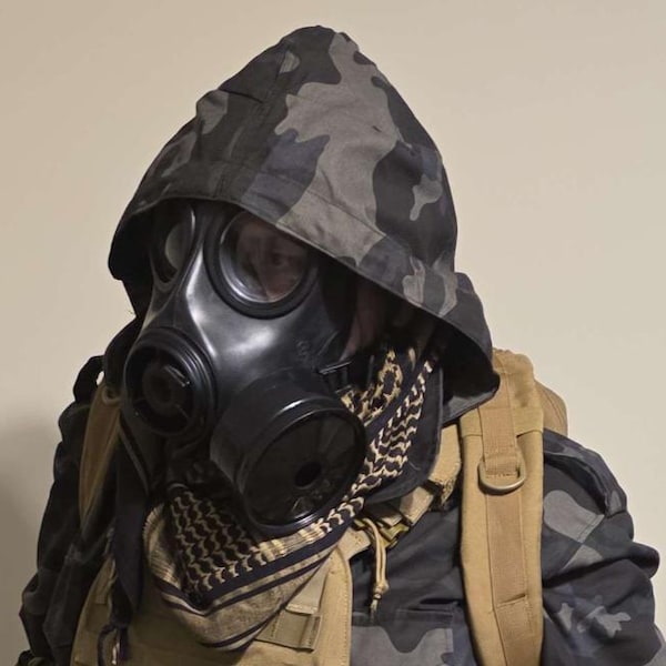 MP4 'bulldog' Gas Mask With Chemical Hood + Full Kit / Polish MP4 ...