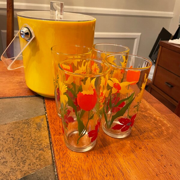 Pyrex Compass Snack Server Dish, Pyrex Compass Divided Baking Dish With ...