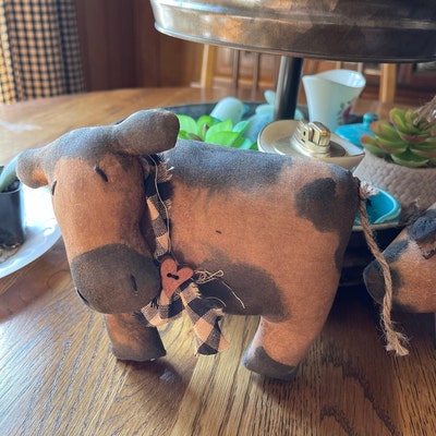 Gray and Black Spotted Pig Bowl Filler With Feed Sack Tag, Pig Decor ...