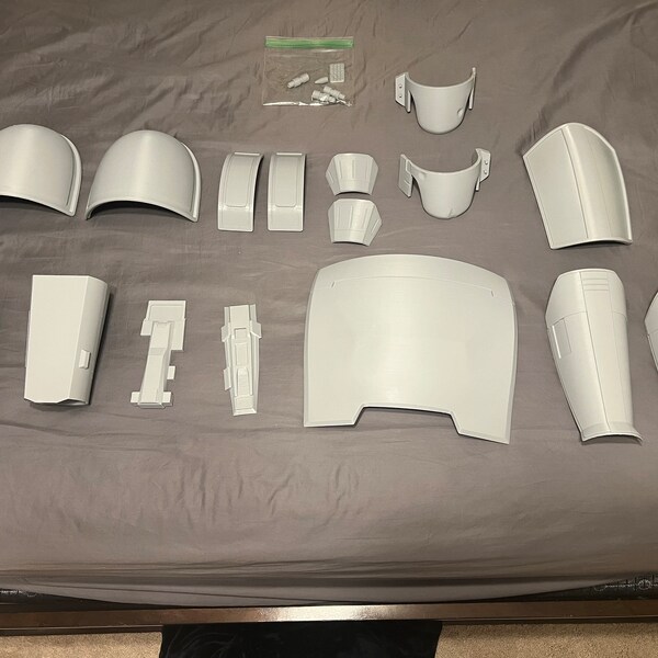 Deathwatch Gauntlets, Axe Woves Gauntlets, Nite Owl, Mandalorian ...