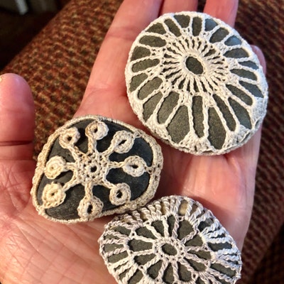 Crochet Pattern Crochet Lace Stone Cover Pattern Rock Cozy - Etsy