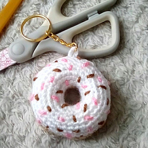 PDF Pattern Download Crochet Amigurumi Mini Radish Keychain - Etsy