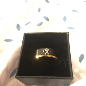 Winnie the Pooh Wedding Band, Tigger Ring, Eeyore Disney Wedding Ring ...