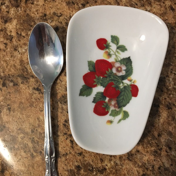 Ceramic Spoon Rest With Strawberries 5" Long and 3 1/2" Wide at Top of ...