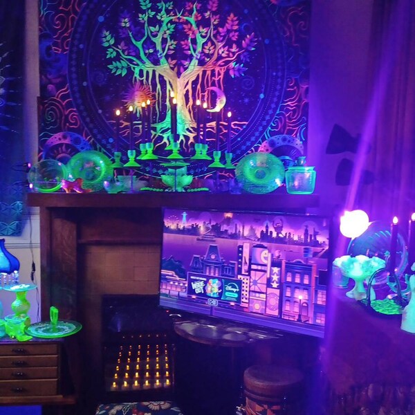 Antique 19th C. Cast Iron Mechanical Jester / Humpty Dumpty Coin Bank ...