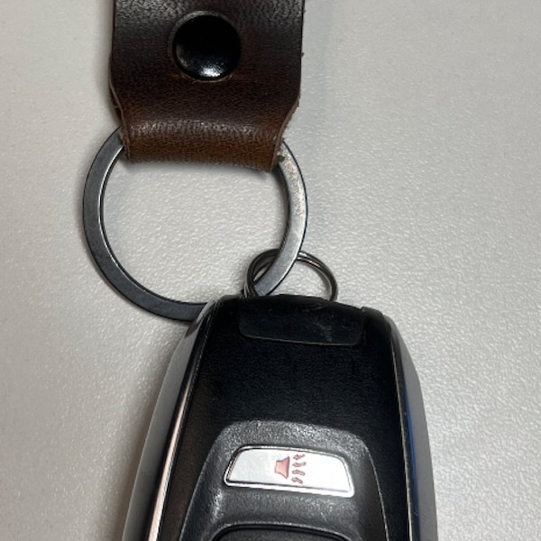 Leather Clip Keychain, Handmade Leather Keychain, EDC Keychain, Premium ...