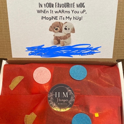 Hug in a Mug Hot Chocolate Marshmallows Biscuits Send a Hug Letterbox ...