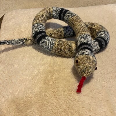 Knit Your Own Slinky Snake pdf Knitting Pattern - Etsy
