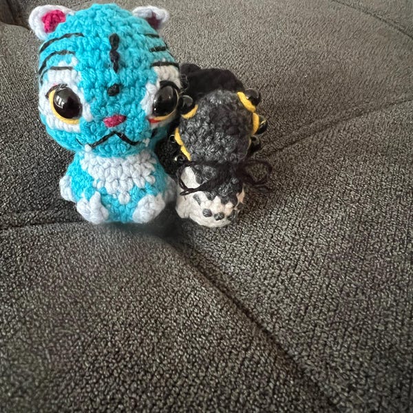 Crochet Pattern for Blue Tiger and Hat-wearing Crow Amigurumi (english ...