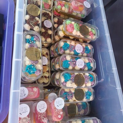 CIRCLE LOGO STICKERS 37mm 35 per Sheet // Custom Made With Your Design ...