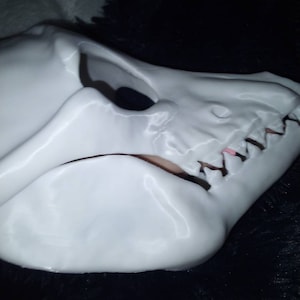 Toony Wolf Skull Mask Movable Moving Hinge Jaw 3D Printed Skulldog Bone ...
