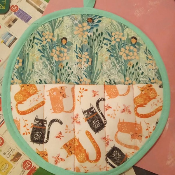 Quilted Toiletry Bag Pattern With Selvage Fabric, Diy Toiletry Bag ...