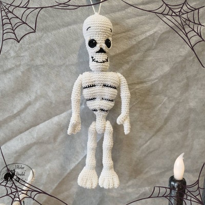 Halloween Crochet Pattern Skeleton, Amigurumi Skeleton Pattern ...