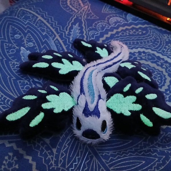ITH Blue Dragon Sea Slug Plush Embroidery Pattern | Adorable Blue ...