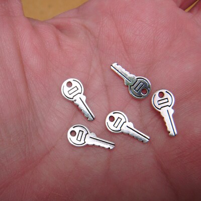 Mini Key Charms 13mm Dollhouse Miniatures Silver or Gold Tiny Key ...