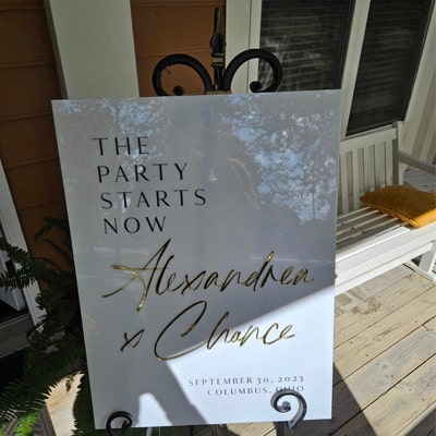 White Acrylic Wedding Sign With 3D Gold Mirror Names Wedding Welcome ...