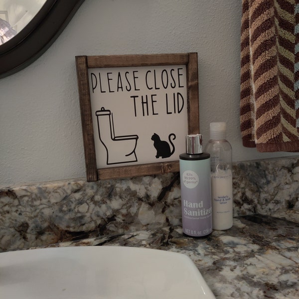 Please Close the Lid Wooden Sign - Etsy