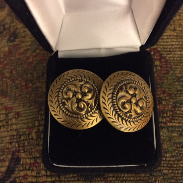 Sharp Gold Tone Cowboy Hat Vintage Pin Figural - Etsy