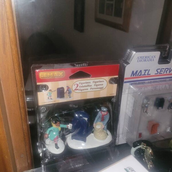 Lemax JUST IN TIME # 02944 Mailman Santa Letter Christmas Village ...
