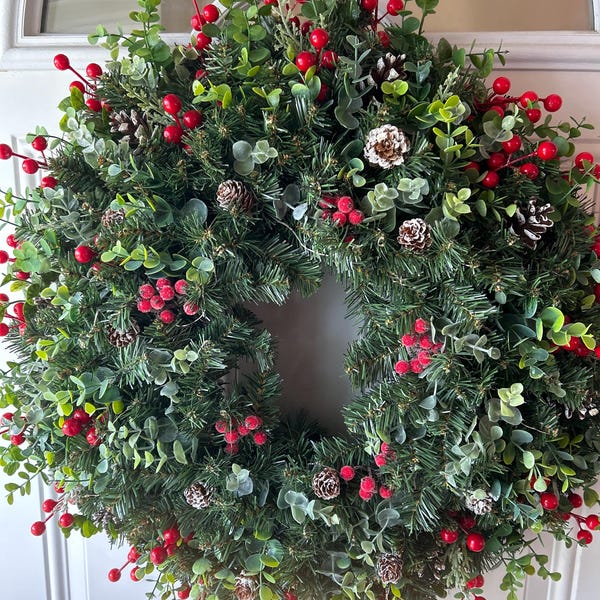 Very Merry Berry Holiday Wreath, Large Festive Wreath, Holiday Light ...