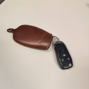 Leather Key Pocket Leather Car Keychain Personalized Key Pouch Handmade ...