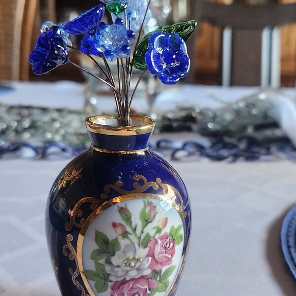 TRUE BLUE Bouquet-loyal/trustworthy/faithful ~glass Flower Bouquet ...