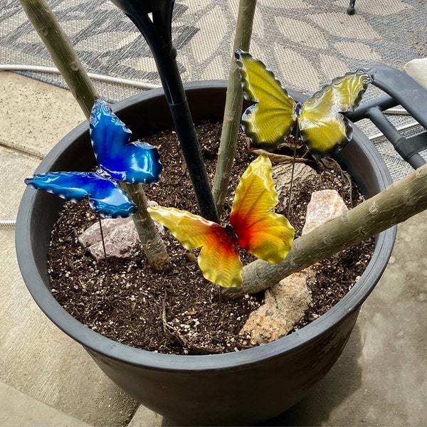 Candy Colors Butterfly Metal Garden Stake, Outdoor and Garden Art Decor ...