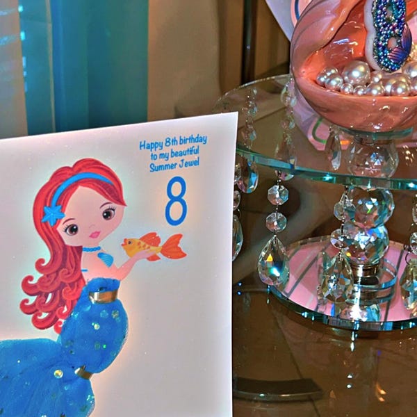 A5 A4 Large Personalised Girl in Dress Graduation Card Greeting Card ...