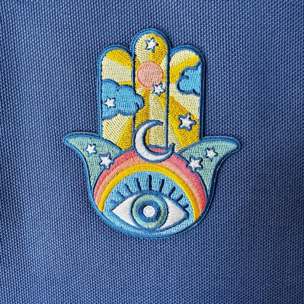 Smiley Daisy Enamel Pin - Daisy Pin - Smiley Face Pin - Hard Enamel ...