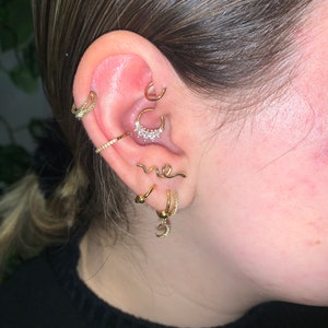 Hollow Flower Huggie Hoop 6mm Hoop Tragus Hoop Rook Hoop | Etsy UK