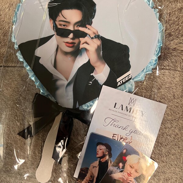 Ateez Seonghwa Photo KPOP Picket / Fan With Ruffles - Etsy