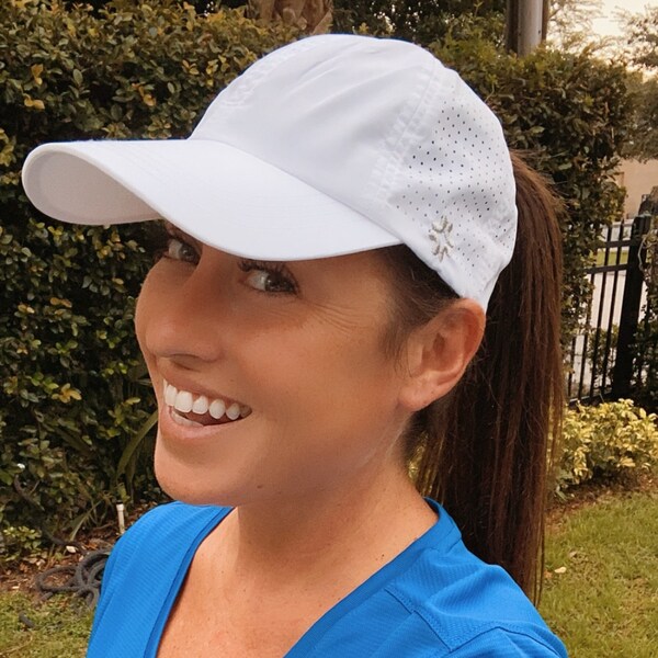 WHITE High Ponytail Cap - UPF50 - X-boyfriend - Women Baseball Cap ...