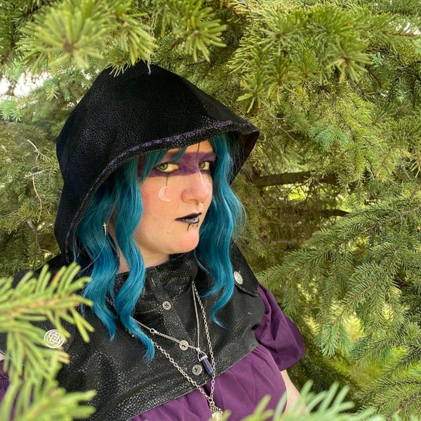 Hooded Half Vest Sewing Pattern, LARP Rogue Pattern, Medieval Villain ...