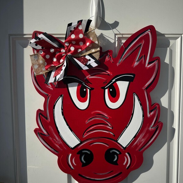 Razorback Hog Door Hanger: Arkansas Football Decor - Etsy