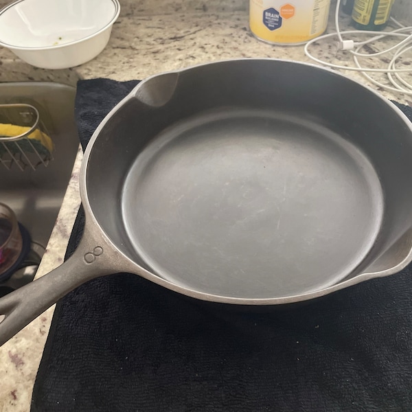 Early Wapak #8 Cast Iron Skillet With Strong Heat Ring Makers Mark ERIE ...