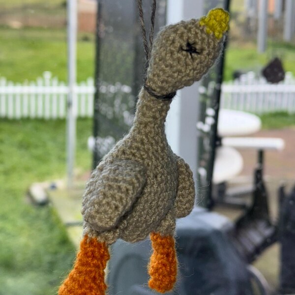 Crochet No-sew Goose PATTERN, Cute Plush Amigurumi Duck, Goose Car ...