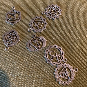 7 Chakra Charm Set Chakra Symbol Charms Energy Wheel Charm Set Rustic ...