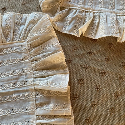 Ruffle Round Cream Color Washed Linen Placemats, Natural Boho Placemats ...