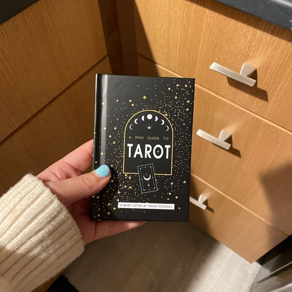 Pocket Tarot Guidebook - Beginner Friendly With Classic Rider Waite ...