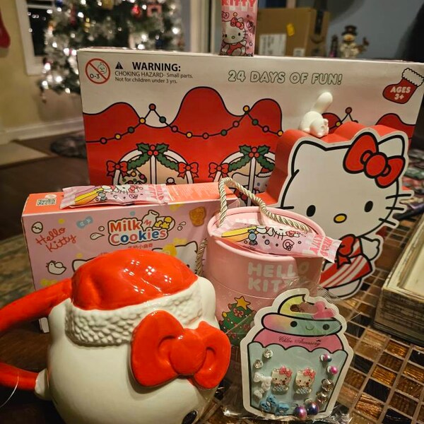 Hello Kitty & Cogimyun Bundle - Etsy
