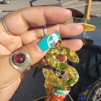 Weed Leaf Custom Initial Marijuana Gold 420 Foil Resin Letter Keychain ...