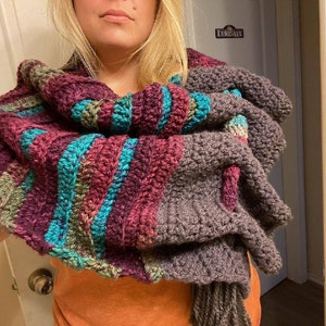 Keyhole Scarf KNIT PATTERN Beautiful Scarf Gift for Her - Etsy